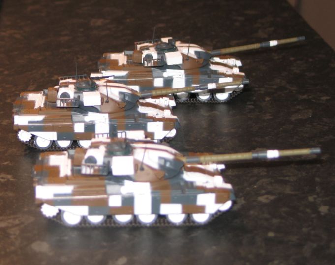 Winter of '79: Urban Camo Chieftains in 1/72