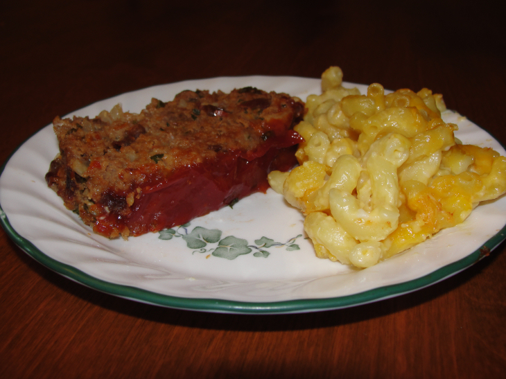 The Cookbook Blogger: Baked Macaroni and Cheese, Italian Meatloaf