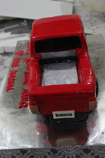 CitsCakes: Red toyota Hilux cake~