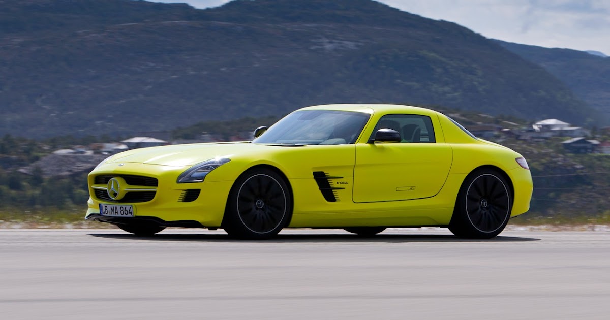 Closer look at the Mercedes-Benz SLS AMG E-CELL | Electric Vehicle News