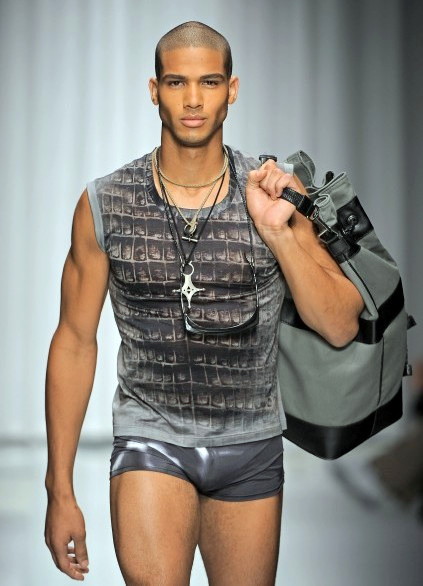 DAVID DUST: Models Of The Runway