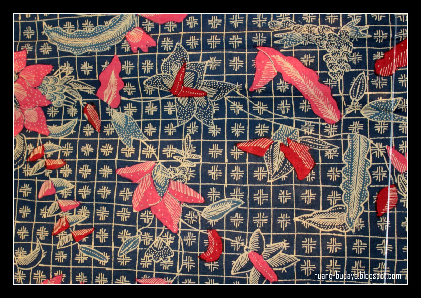 culture + visual + archives: Batik Palembang