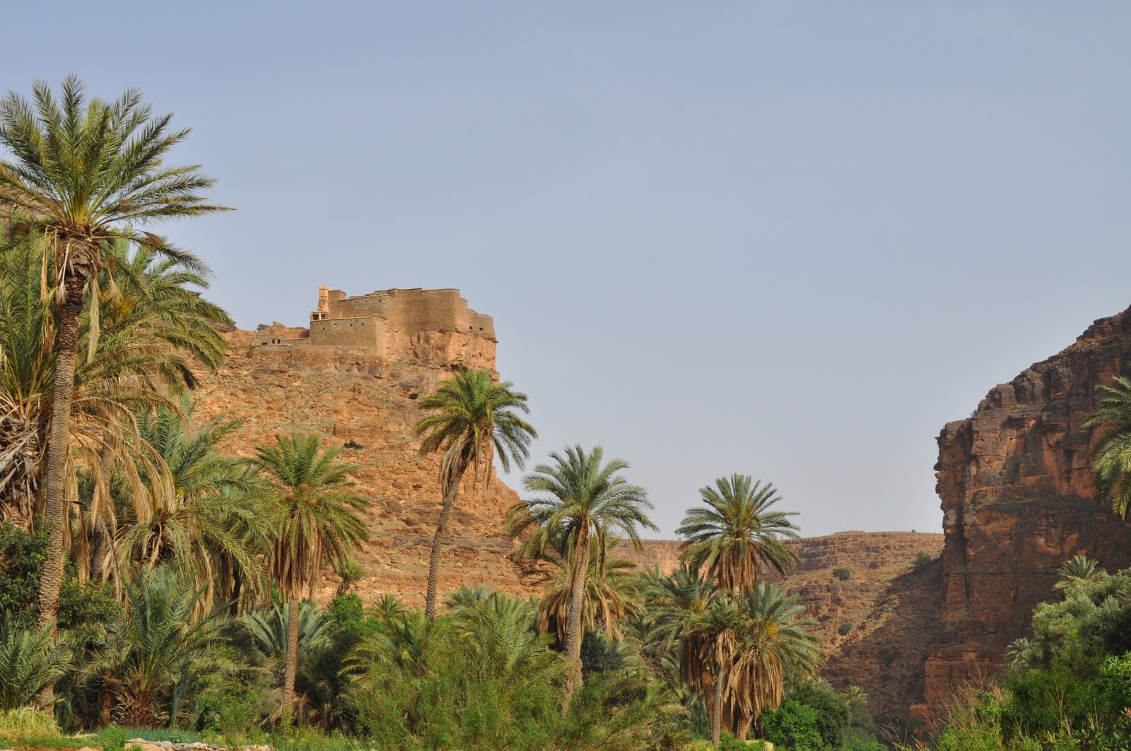 VIAJAR POR MARRUECOS: Amtoudi id Aissa