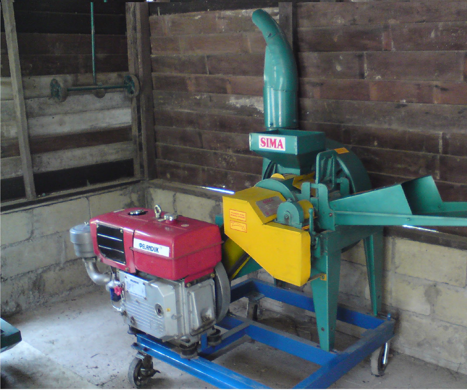 Lengkong Farm: MESIN CHOPPER (mesin pencincang rumput) UNTUK DIJUAL RM 6500