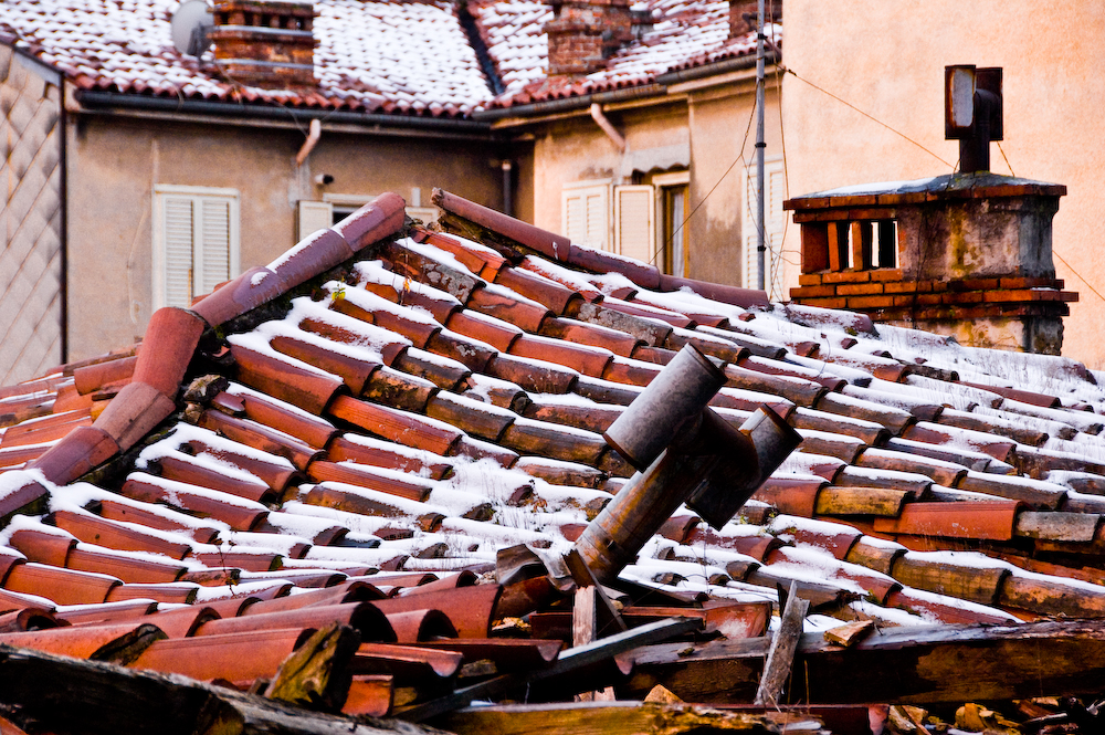 Trieste (daily) photo: Half collapsed roof