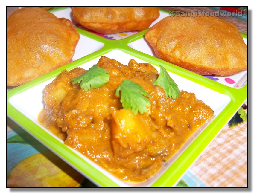 Sangi's Food World: Tomato Poori with Mushroom Potato Curry