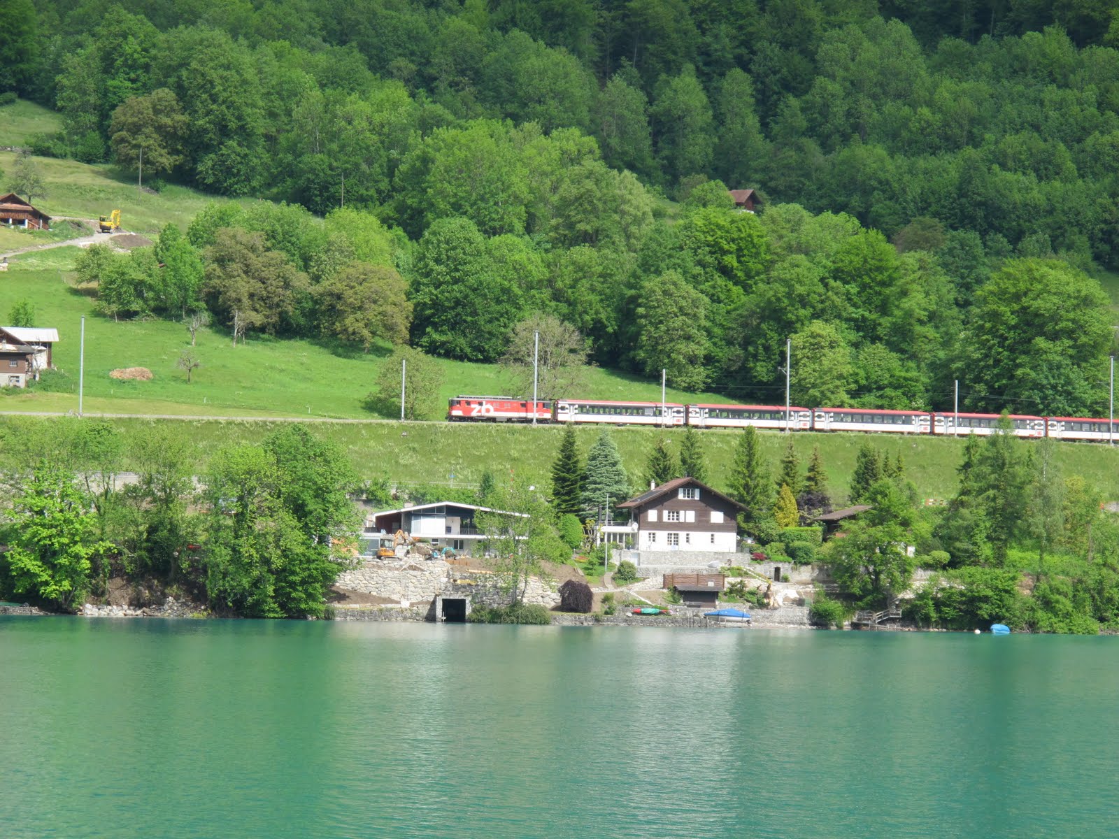 Jo & Michael's Great Escape: Boat Rides - Interlaken