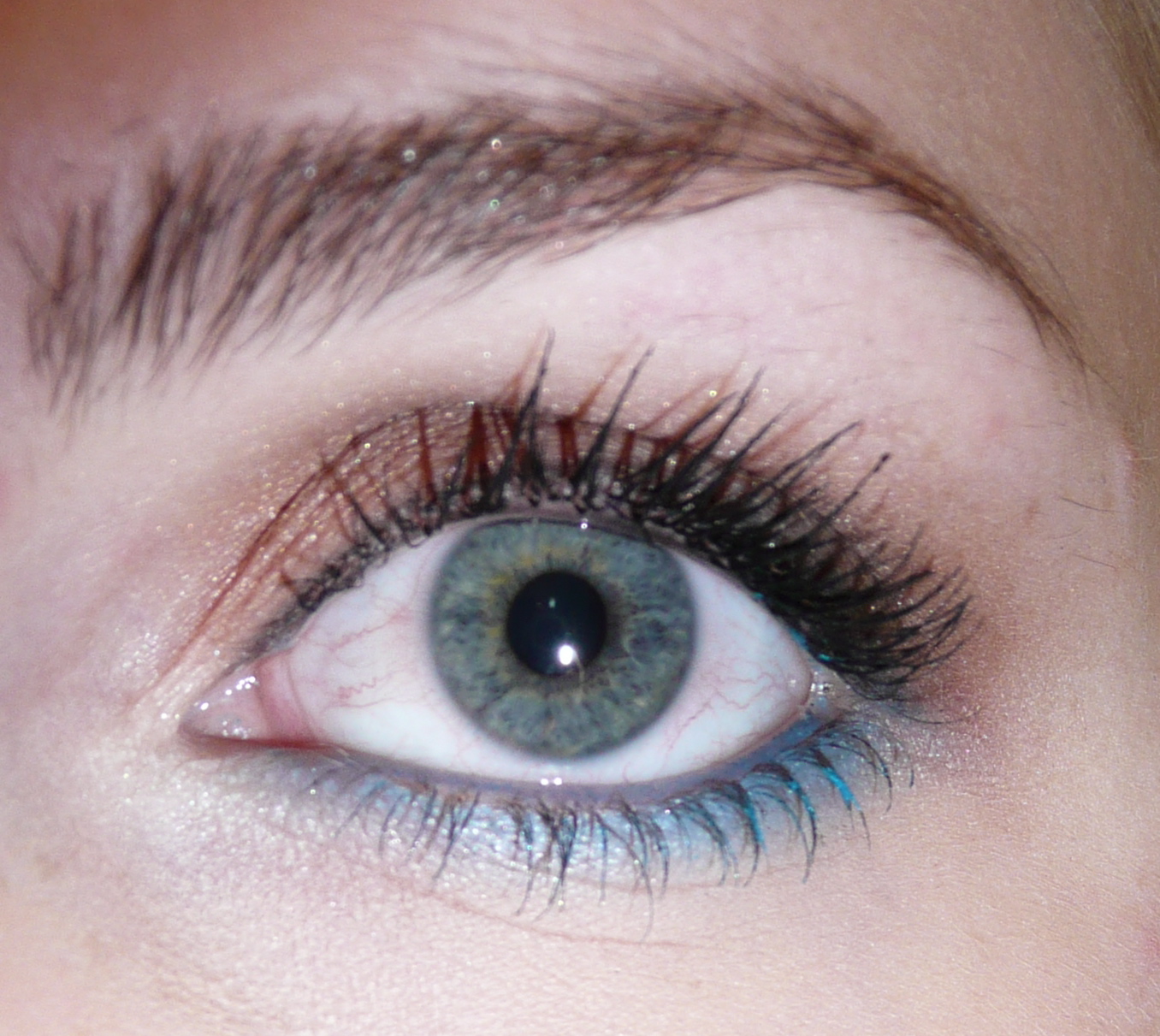 Canvas: Stephanie Pratt Inspired - How to make blue eyes pop!