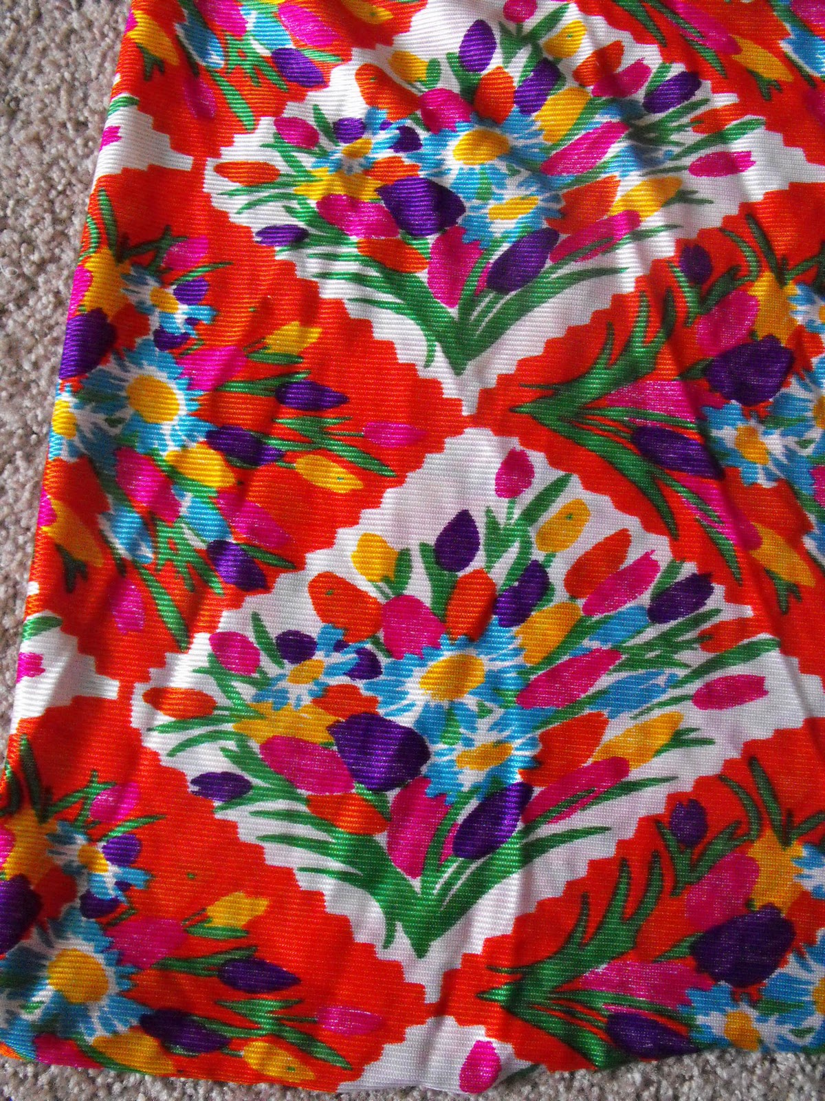 Ruby Murrays Musings: Hand Me-Down Horror 11 - Bouquet du Mumu