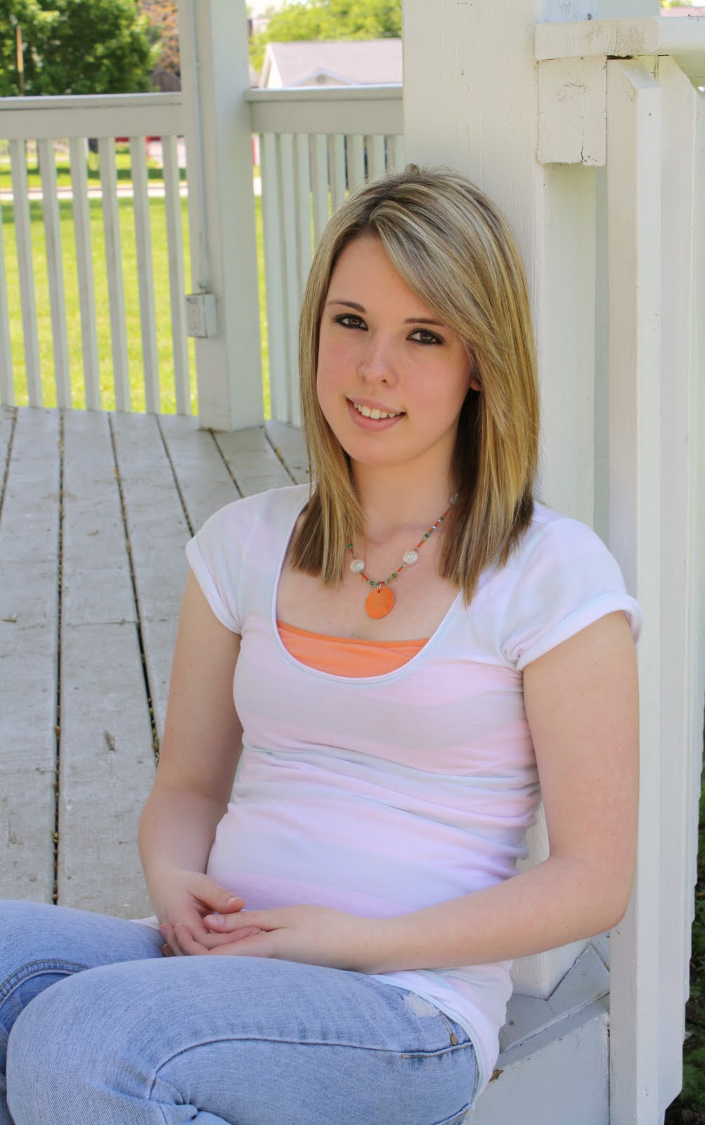 Amber Painter Photography: Attitude and Smile.