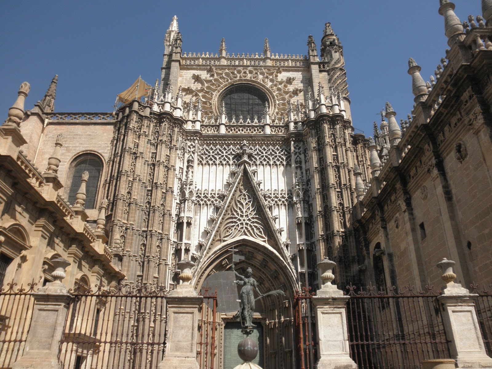 A Scrappy CPA: Day 10 - Seville - Cathedral
