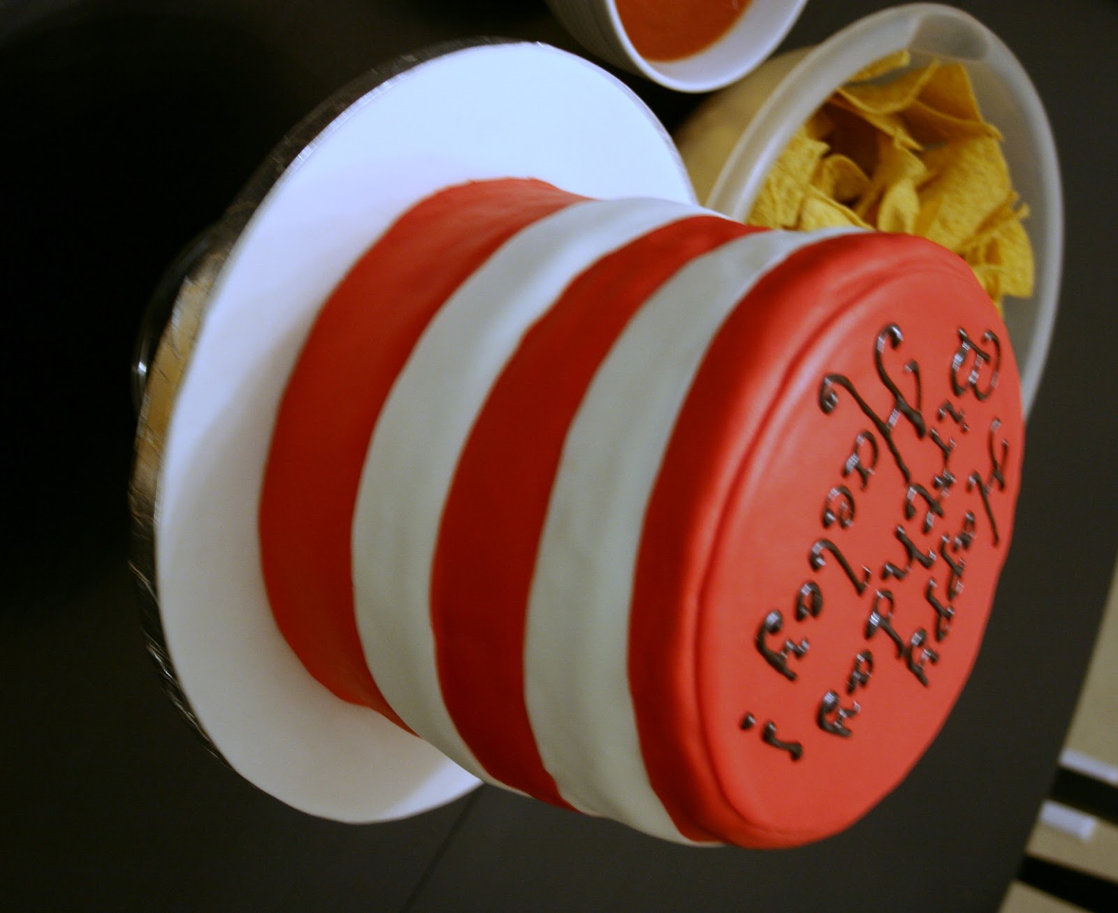 Smell The Roses: Cat in the Hat cake