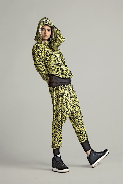 Skeet.: TIGER TRACKSUIT