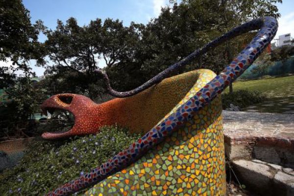 Snake Shaped House - 33 Pics | home appliance