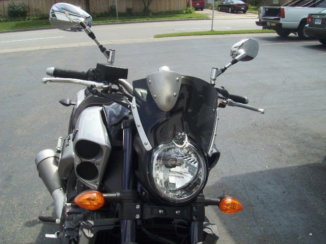 YamahaGenuineParts.com: VMAX boulevard windscreen and Passenger backrest