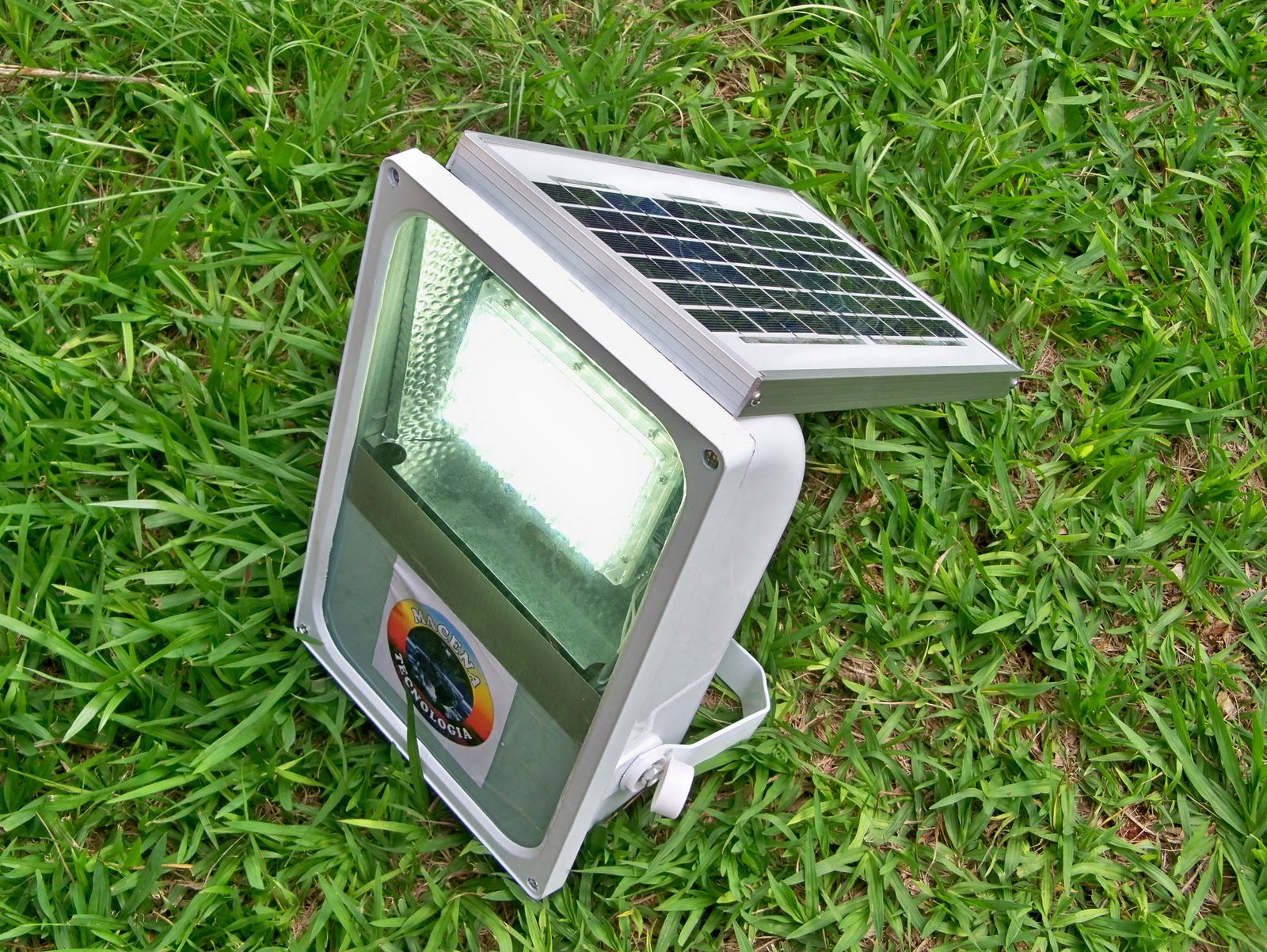 Macena Tecnologia: Refletor Solar Eco Light Macena 250 a 400 watts