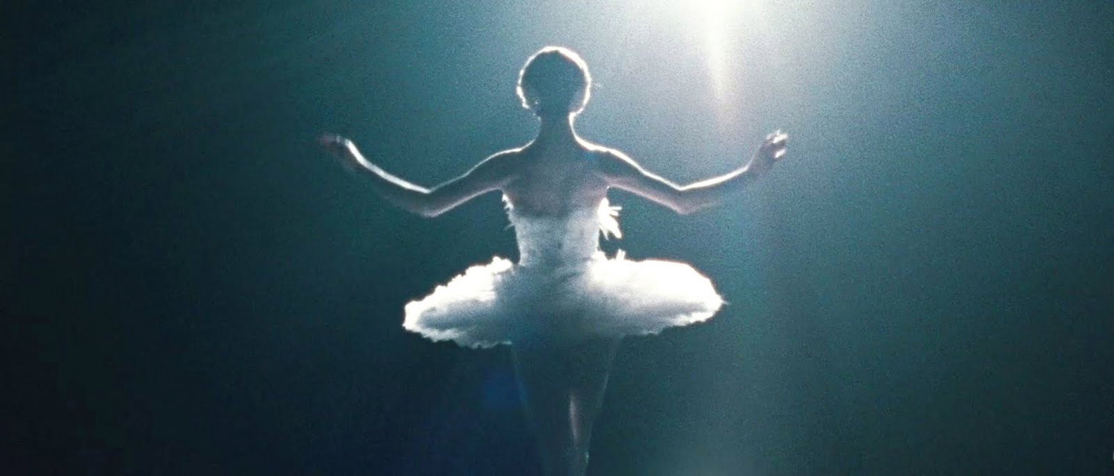 Black Swan Photos : Teaser Trailer