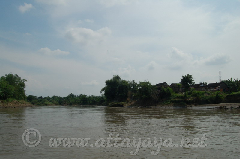 Menyusuri Sungai Bengawan Solo | Attayaya Blog