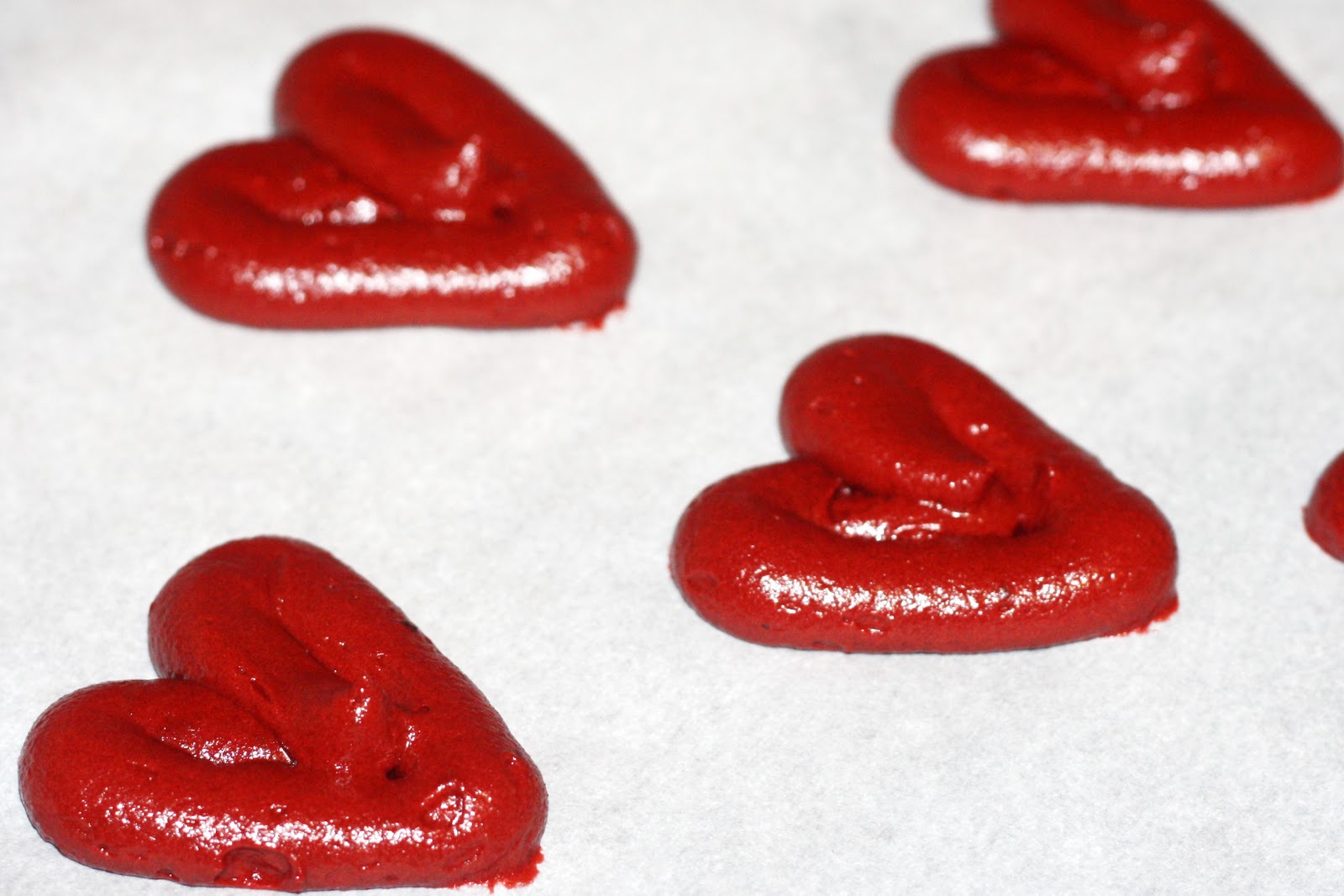 paiges of style: Heart Shaped Red Velvet Whoopie Pies