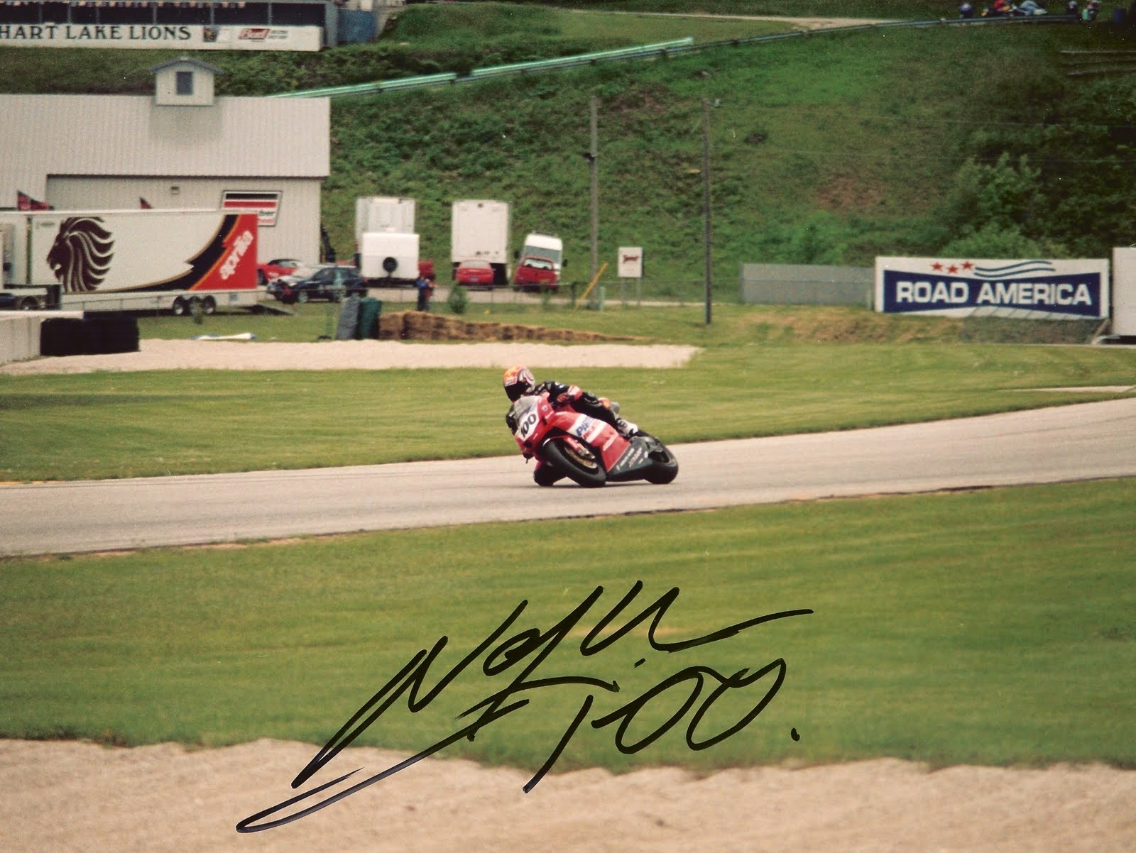 Stu's Shots R Us: It's Official--Neil Hodgson Headed Back Home Across ...