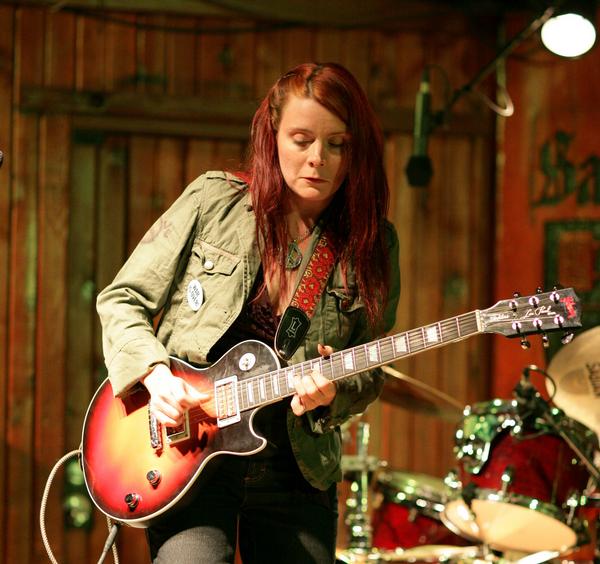 The Last Juke Joint: Cindy Cashdollar and Carolyn Wonderland - Turtle ...