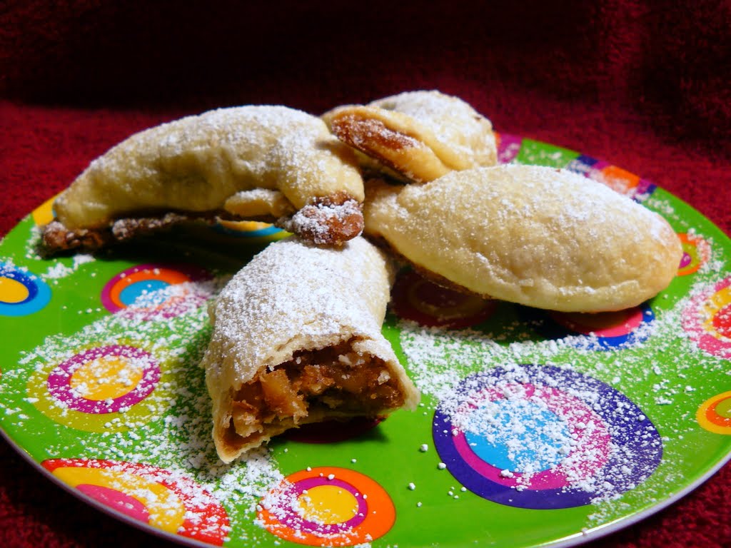 Level 2 Mommy: Hungarian Walnut Cookies, week 8