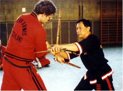 ROCK AND BOX: DOCE PARES ESKRIMA
