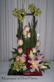 Mayangsari Floral Design Course & Dewi Florist: Rangkaian Bunga Segar