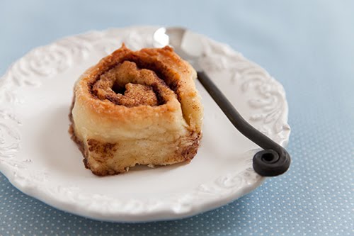 A Little Bit of Zest: Mmm... do I smell Cinnamon Rolls?