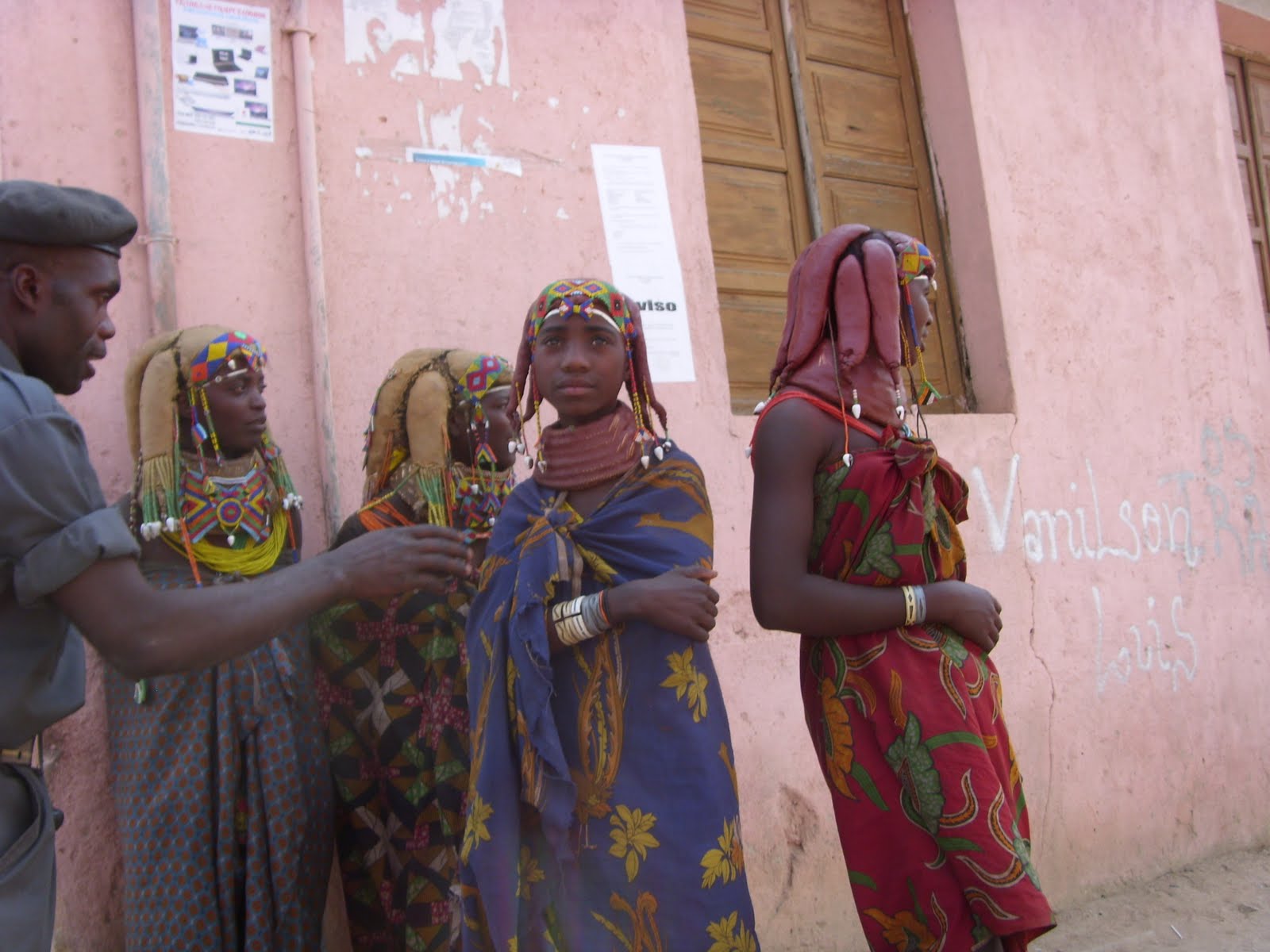 Tipo cenas: Namibe e Lubango - a cultura