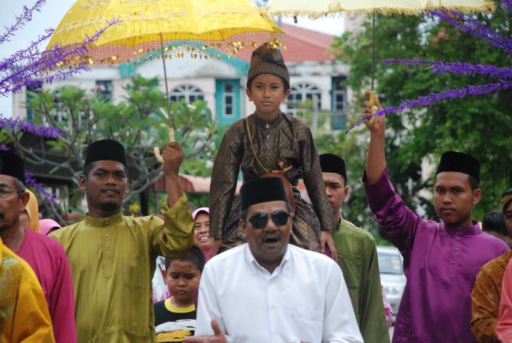 Mama Lieya : Majlis Berkhatan YM Raja Qawiem Bin Raja Omar Ikram