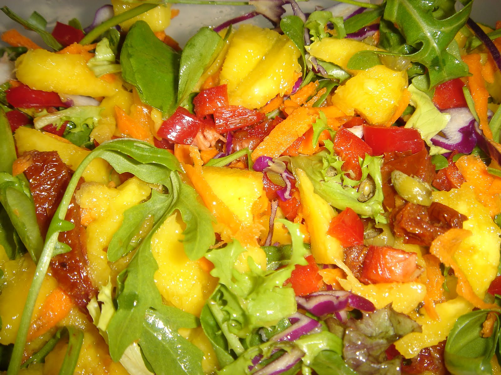 A mí me gusta comer: Ensalada con mango