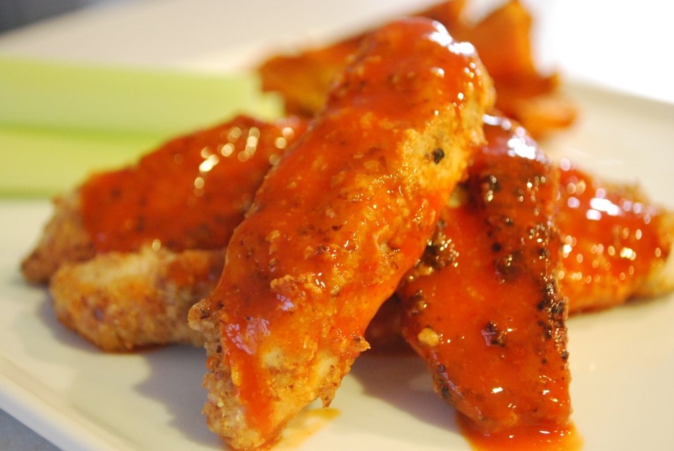 CLEAN FREAK: GUILT-FREE BUFFALO CHICKEN STRIPS