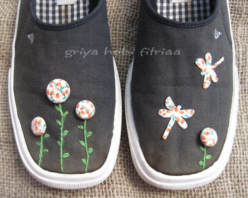 Griya Hobi FitriaA: sepatu butut