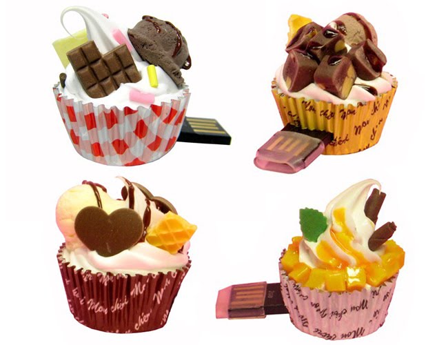 Fofurices: E agora?! Pen Drive de cupcake!