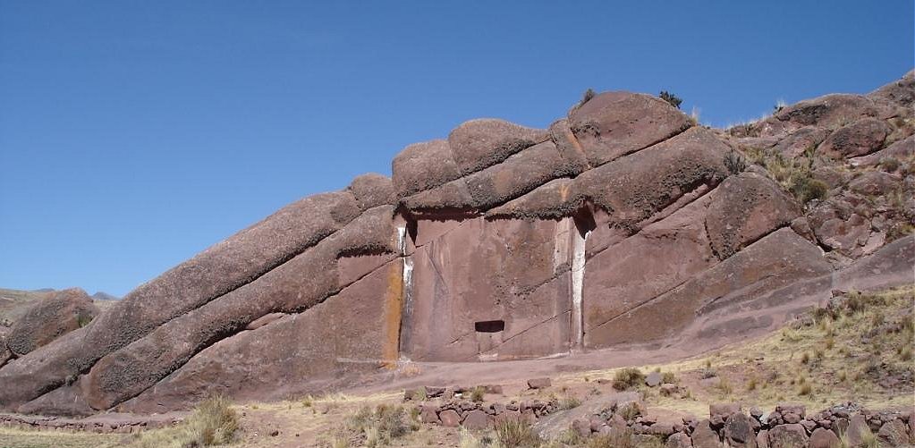 The Hugs Blog: Gate Of The Gods