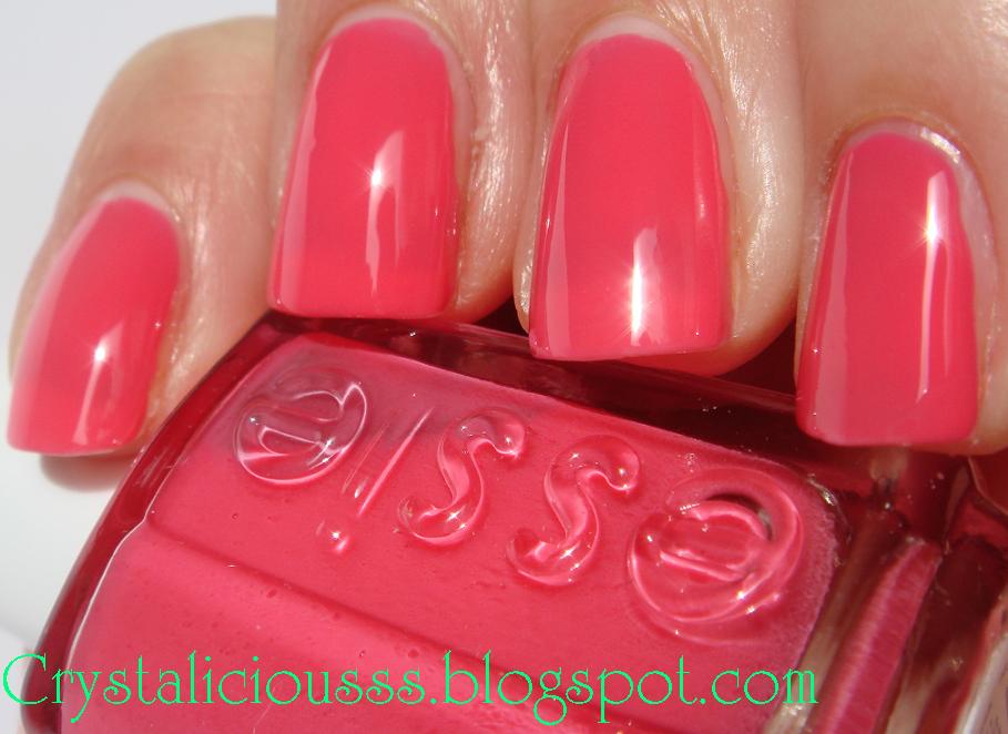Crystal's Reviews: Essie Status symbol