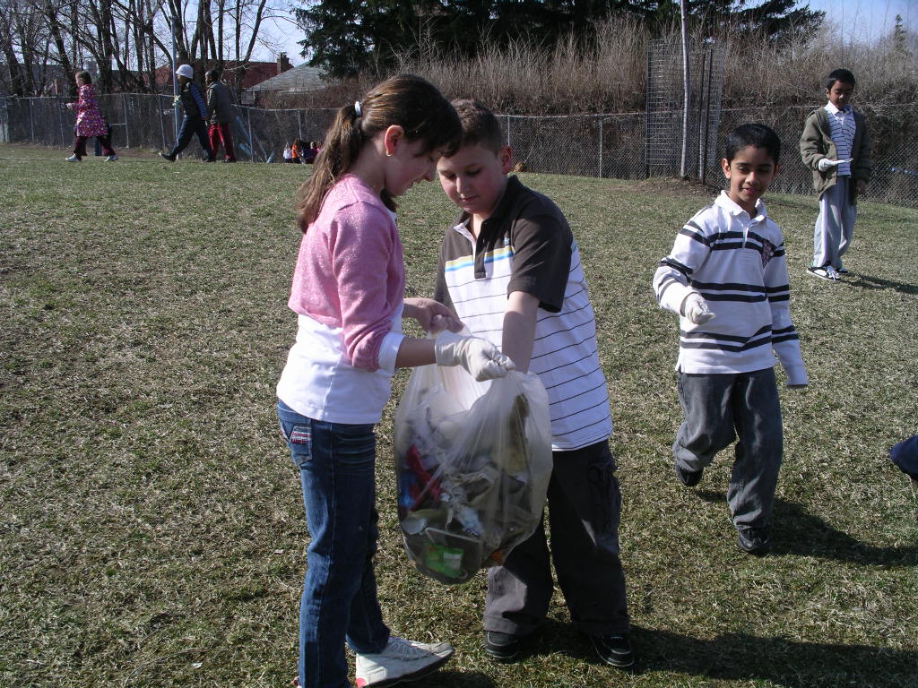 Clairlea Green: School Yard Clean Up