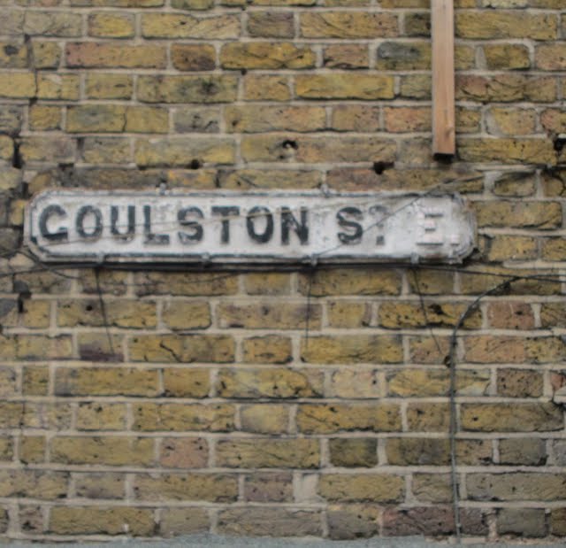 Victorian Road signs circa 1866-1917 | Through the Eyes of a Londoner