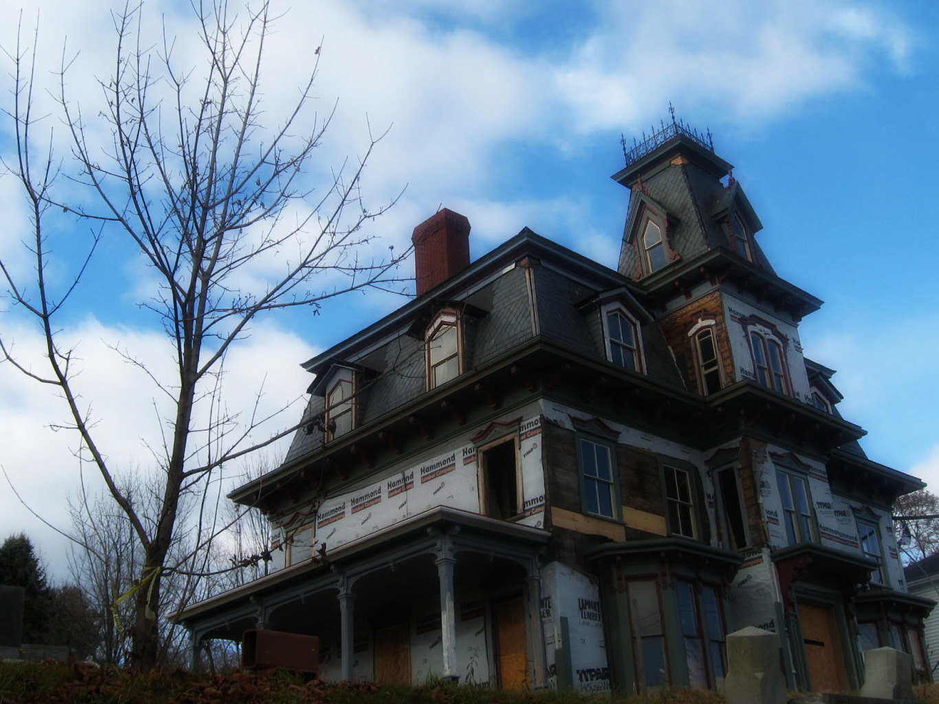 The Magpie's Fancy: Happy Hallowell