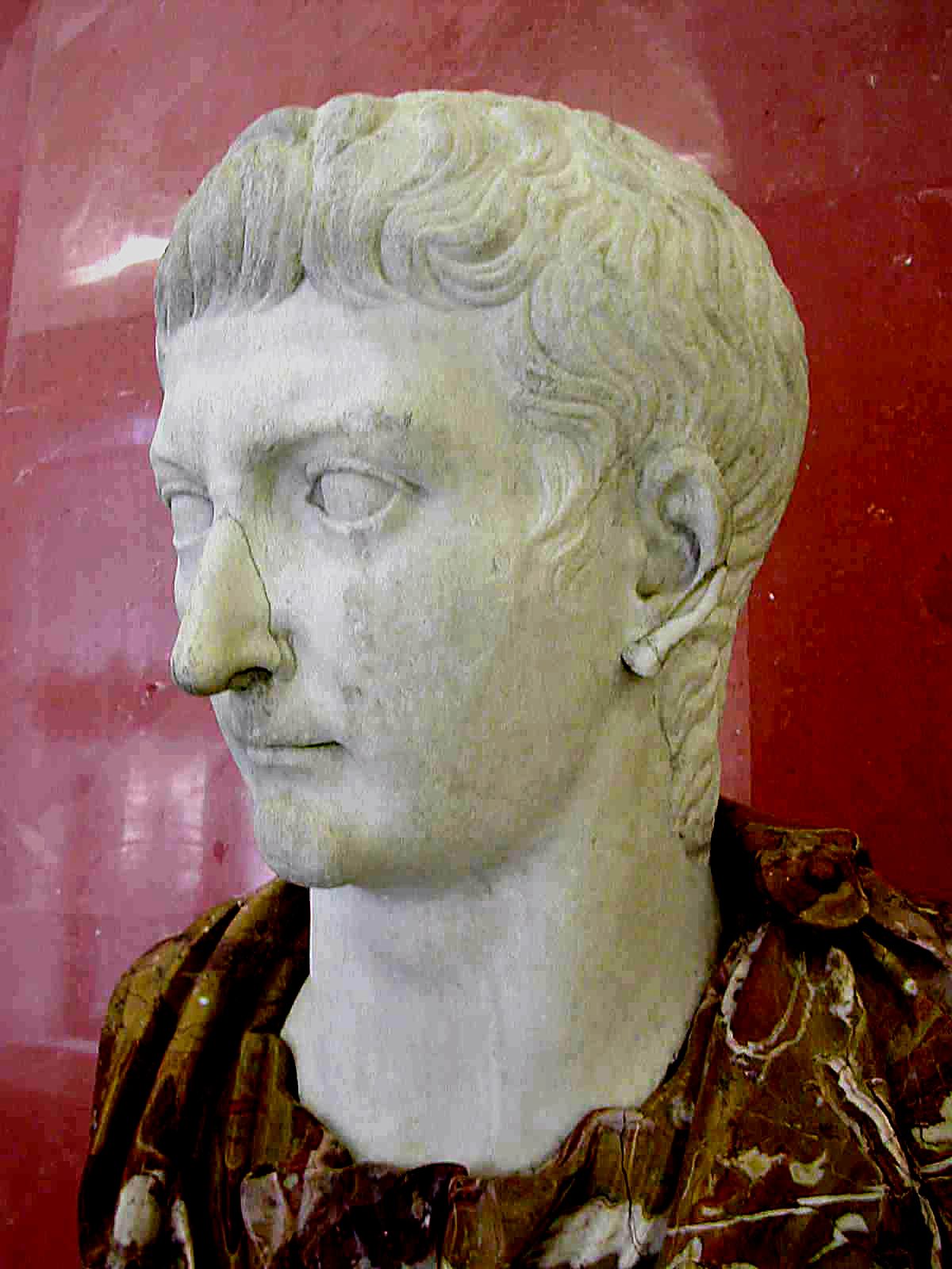 museo del retrato: TIBERIO