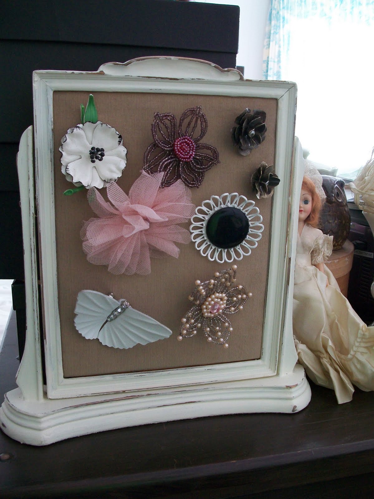 Craftyness: Pin Holder Frame