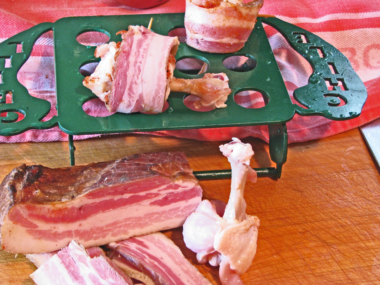 MAD MEAT GENIUS: BACON WRAPPED CHICKEN LOLLIPOPS