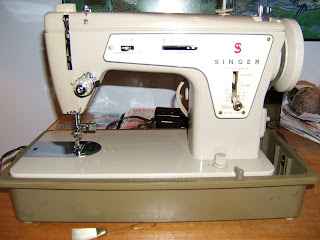 Frugal Stitches: Fashion Mate 237 Singer Sewing Machine