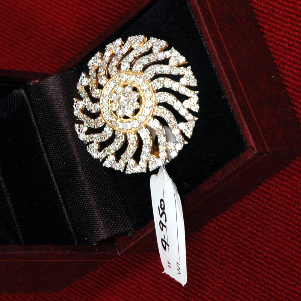 NATIONAL JEWELS: Designer Cocktail Diamond Rings