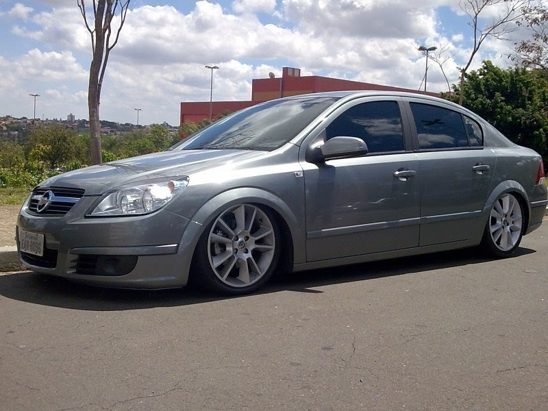 Vectra Elegance rebaixado com suspensão a ar - Rebaixados e Tunados