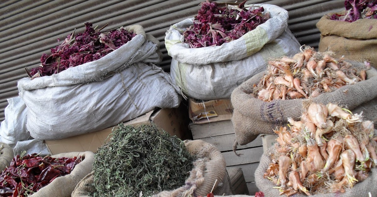 CHINAR SHADE : MAMA ( MATERNAL UNCLE ) IN KASHMIRI SOCIETY AND HOKH ...