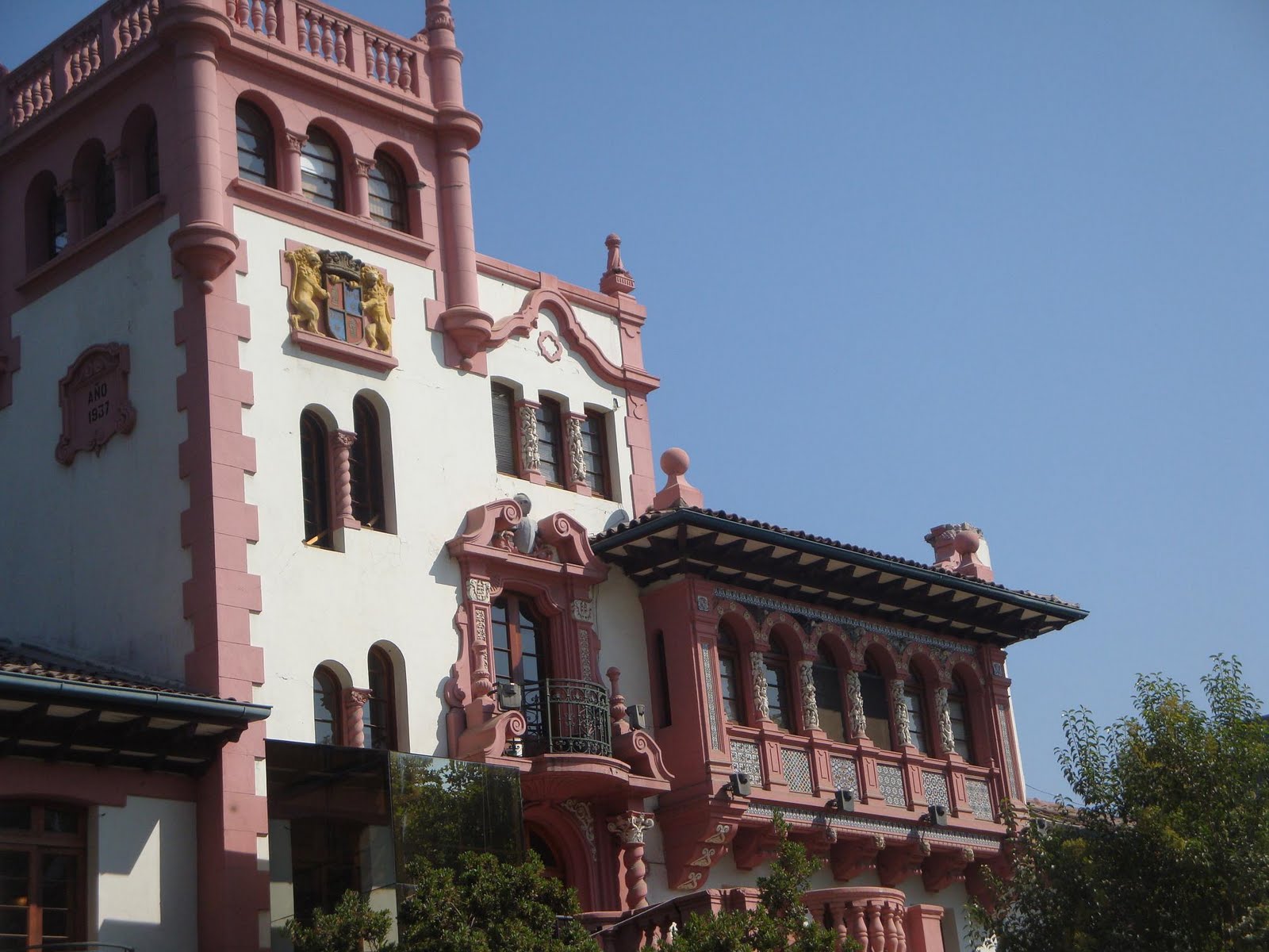 Viaje a Sudamérica: Municipalidad de Macul (Santiago de Chile)