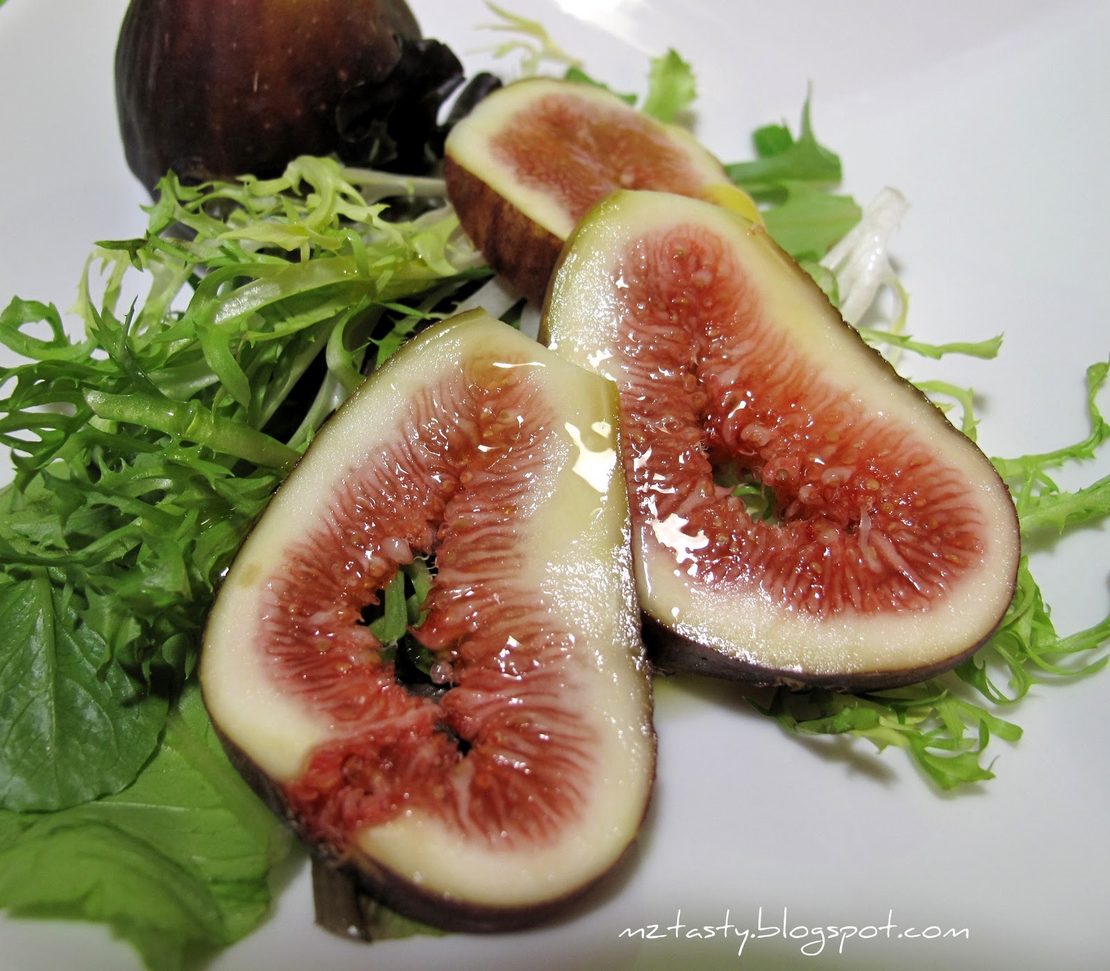 MzTasty's Kitchen, Savor The Flavor: Fresh Figs with Mixed Greens