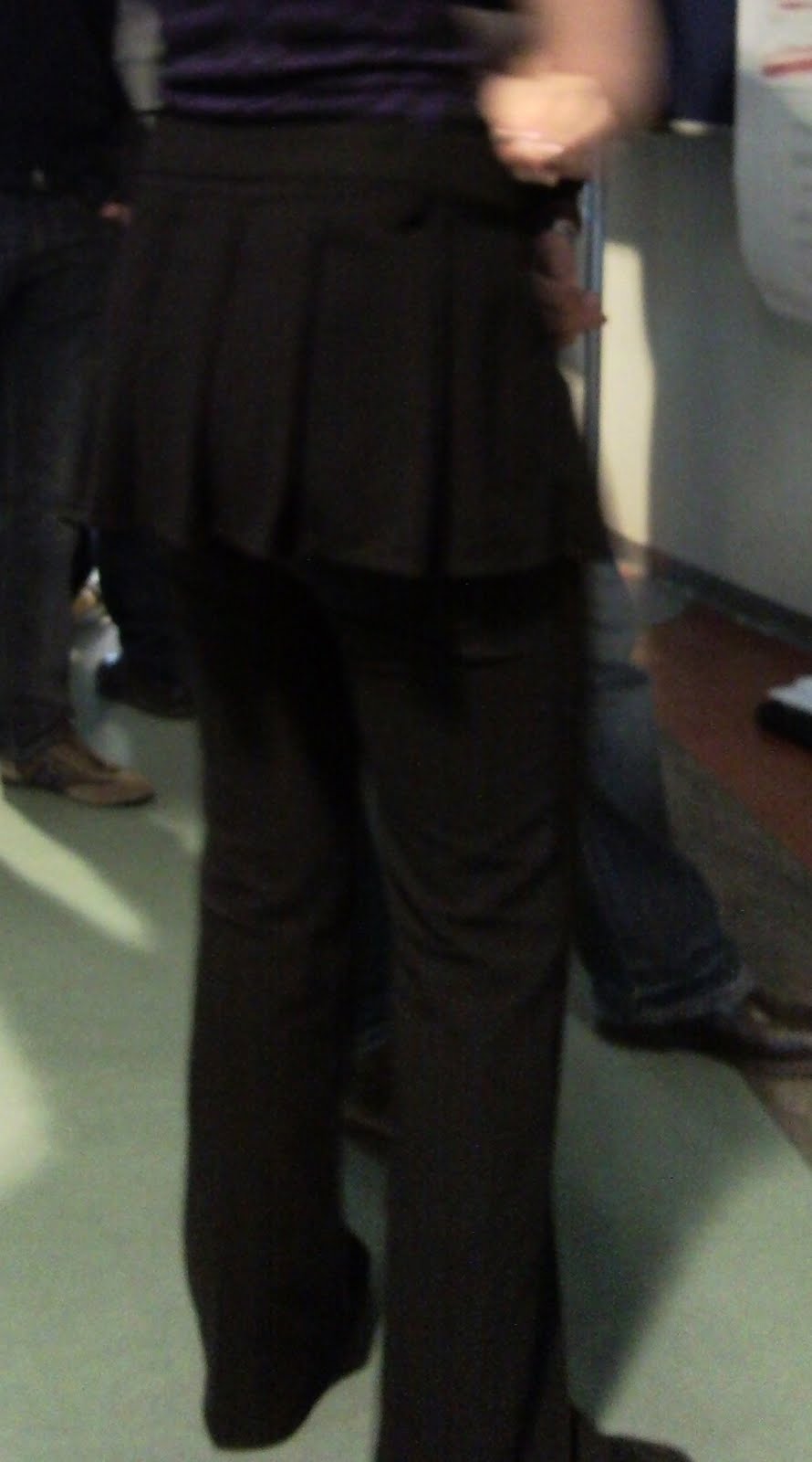 Fashion Fail: Why wear a skirt over jeans?